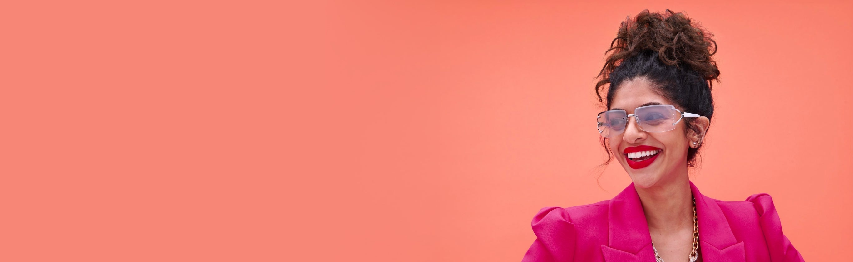 Gradient or Polarized Sunglasses: What’s the Difference? | Foster Grant